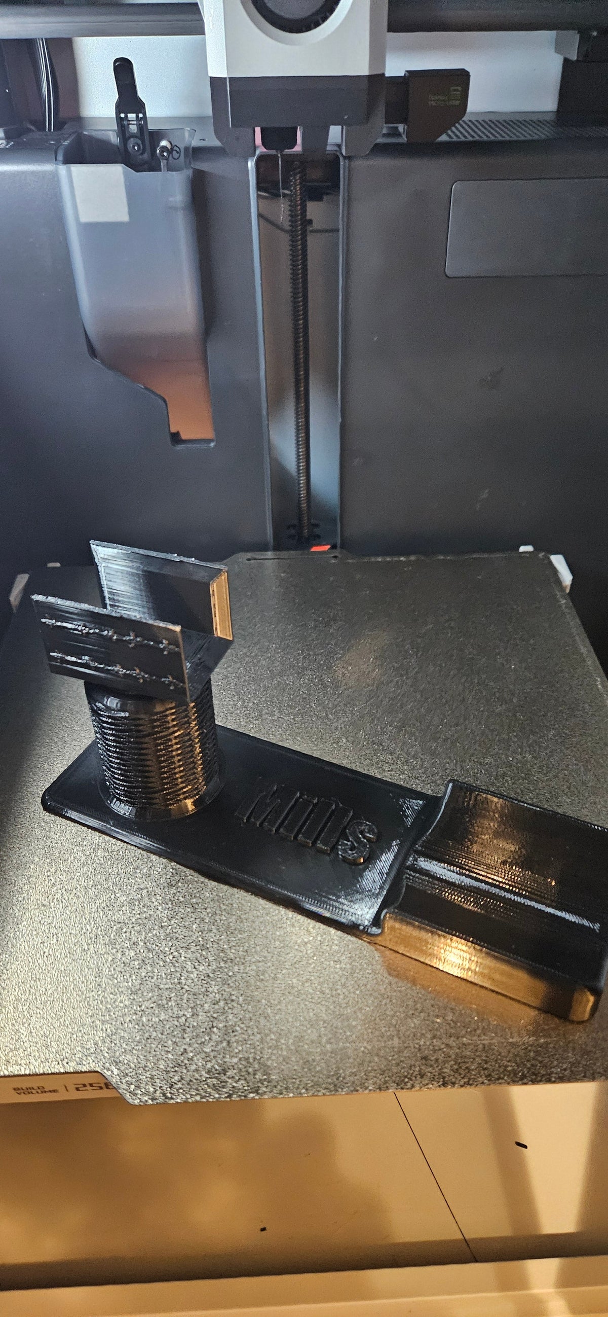 Custom 3d printed Stand– Crow's Contraptions